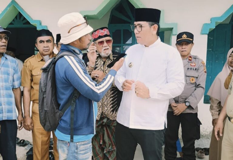Kadis Nyalon Pasang Baliho Pakai Logo Pemda Buteng, Ini Respon Andi ...