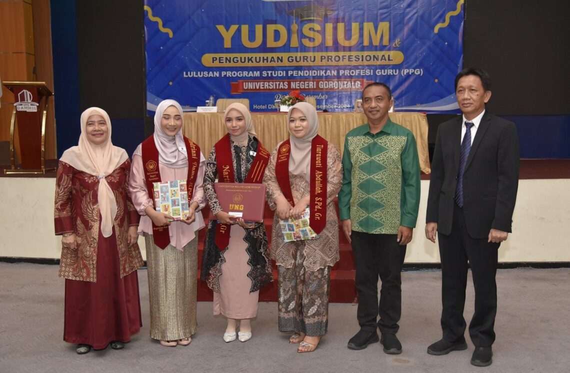 UNG Kukuhkan 171 Guru Profesional Lulusan PPG Tahun 2024 - Prosesnews.id